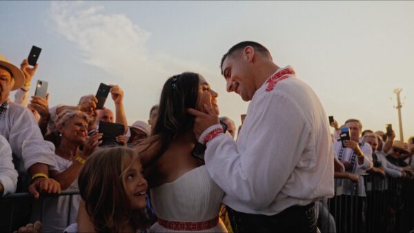 Un an de la nunta lui George Simion. ”Putem să începem să ne gândim la ...